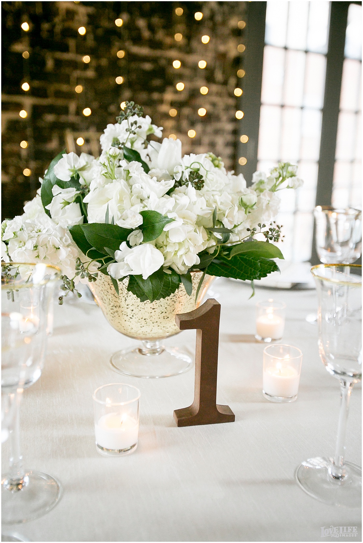 Your Perfect Wedding Table Centerpieces | Petal's Edge Floral Design