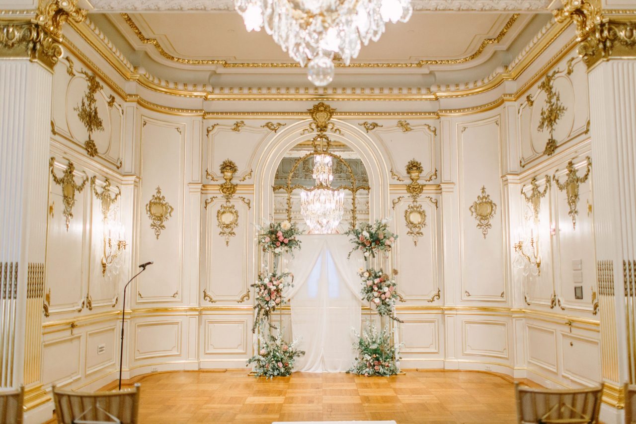 Romantic Cosmos Club Wedding | Petal's Edge Floral Design