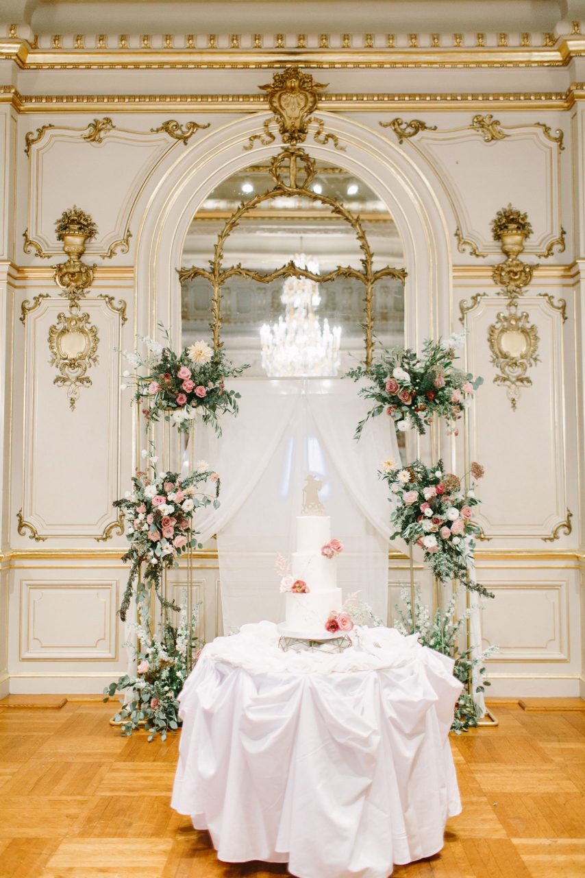 Romantic Cosmos Club Wedding | Petal's Edge Floral Design