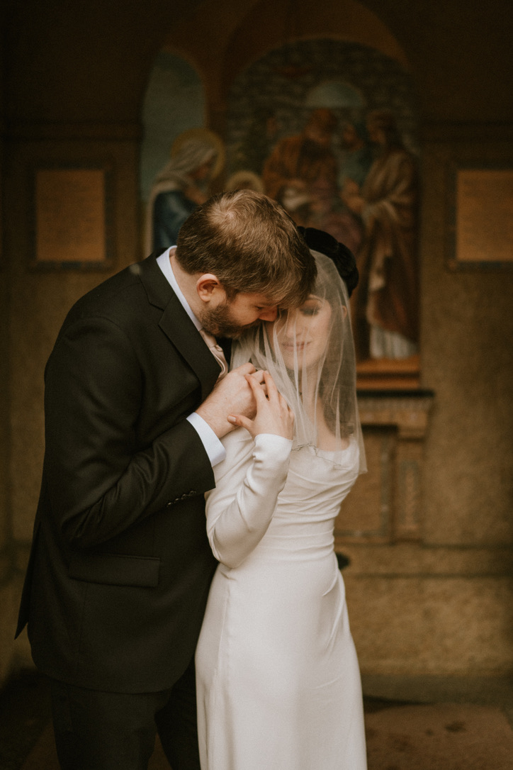 Moody Spring Wedding at St. Francis Hall | Petal's Edge Floral Design